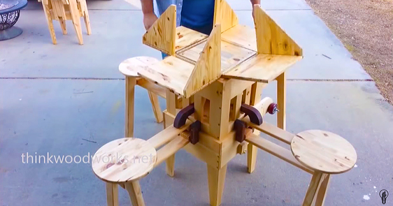 The Most Awesome And Ingenious Folding Table You’ll Ever See. – warppp